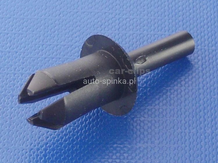 C60587 Kołek 8 x 15 błotnika Mercedes W 210 211 tapicerki 164 listwy ...